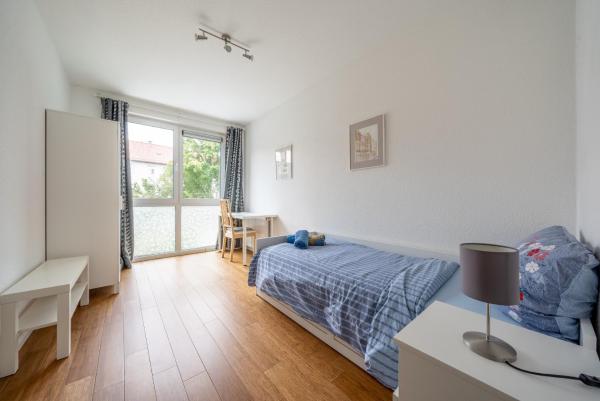 Private Rooms - Hanover