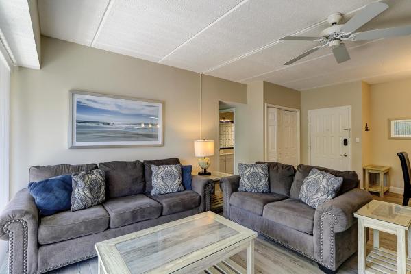 King Queen Sleeper Sofa Updated Luxury Kitchen Bikes & Beach Gear Included - Florida