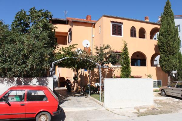 Apartments With Parking Space Medulin - 7208 - Medulin