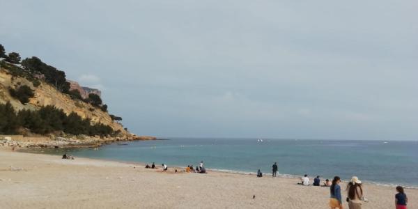 Au Calme, 200m Du Centre T2 Avec Balcon Et Parking - Cap Canaille