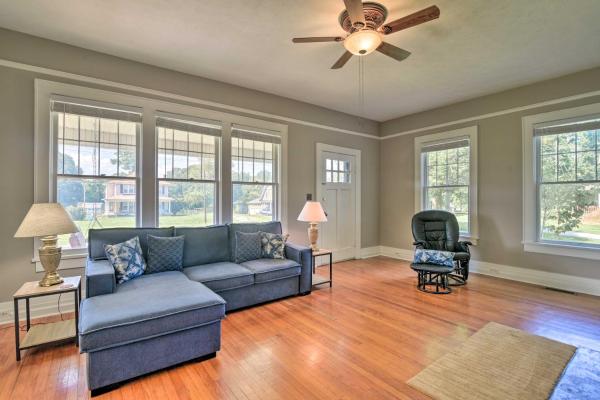 Glasgow Home With Porch Close To Lake And Caves! - Kentucky