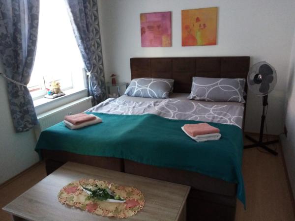 Ferienwohnung - Halle