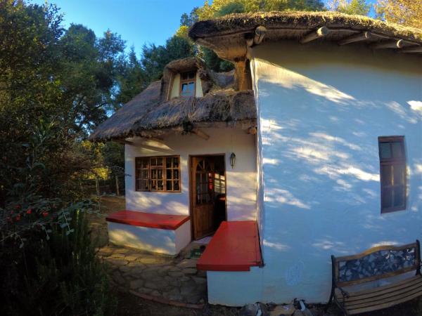 Riddle Cottage At Hog Warts Forest - Hogsback