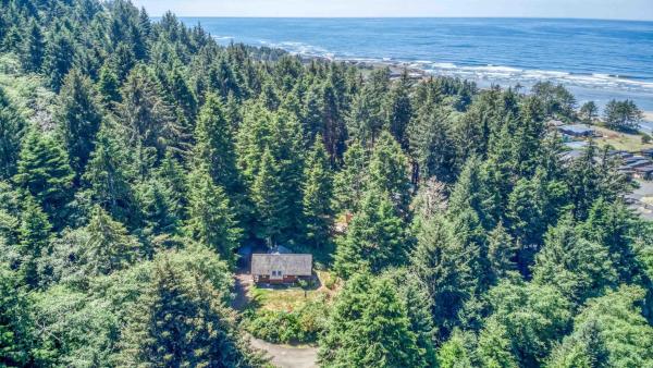 Guineveres Cottage - Yachats, OR