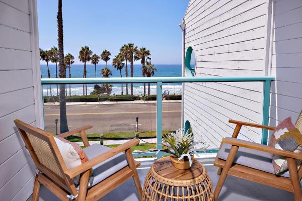 Fantastic Ocean View Remodeled All New Furnishings Pet Friendly Ac - Oceanside, CA