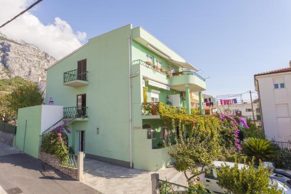 Apartments With A Parking Space Makarska - 15445 - Makarska