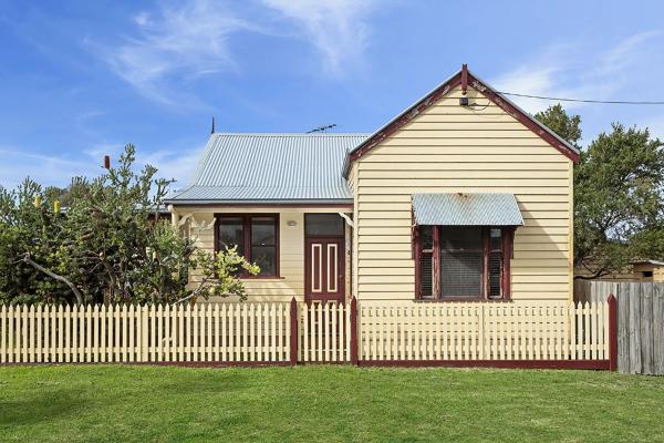 Fishermans Cottage - Melbourne