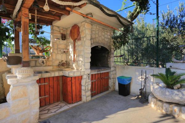 Apartments By The Sea Trogir - 15517 - Okrug Gornji