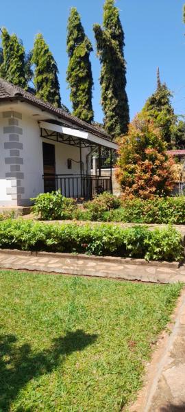 Aivilo Home - Ouganda