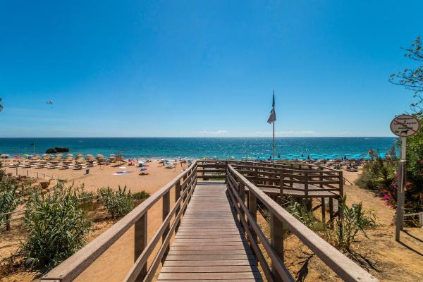 Canto Mar Beach By Alzira - Faro District