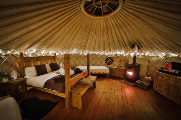 Secret Cloud House Holidays Luxury Yurts With Hot Tubs - West Midlands