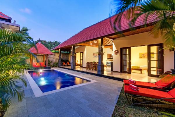 Sierra Is A Fantastic New 3 Bedroom Villa In Seminyak - クタ