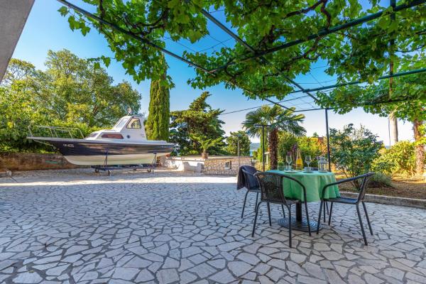 Apartments With Parking Space Dramalj, Crikvenica - 18262 - Dramalj