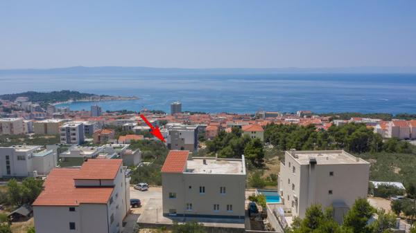 Apartments With Parking Space Makarska - 18337 - Baška Voda