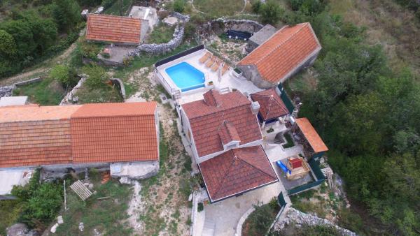 Family Friendly House With A Swimming Pool Zupa Srednja, Zagora - 18369 - Makarska Riviera