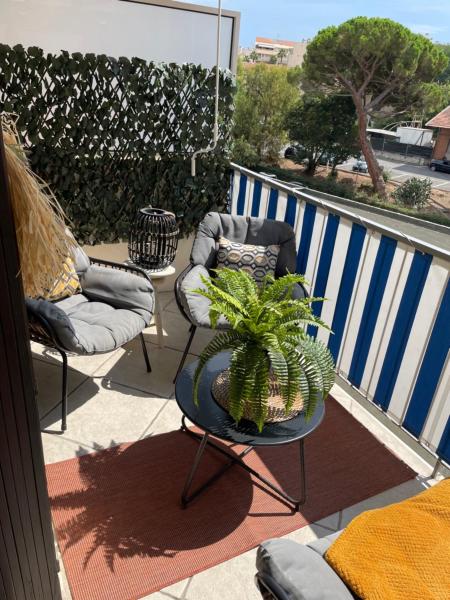 Terrasse Plein Sud, Deux Chambres Doubles - Juan-les-Pins