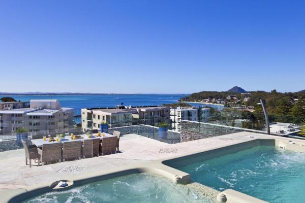 Penthouse Palace - Private Heated Pool And Spa - Nelson Bay