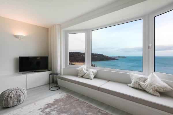 Golden Heights - Carbis Bay