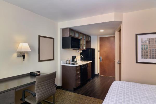 Candlewood Suites Nyc -Times Square By Ihg - Edgewater, NJ