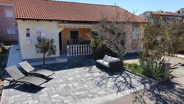 Apartments With A Parking Space Vir - 18946 - Vir