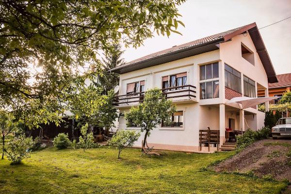 Apartments With A Parking Space Slunj, Plitvice - 19237 - Slunj