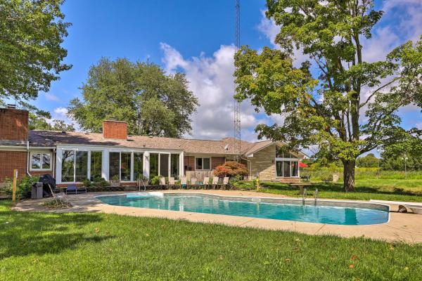 Peaceful Lebanon Farmhouseandranch With Pool! - Waynesville, OH