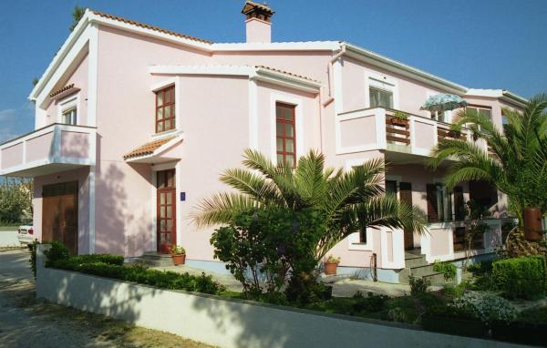 Apartments With A Parking Space Privlaka, Zadar - 19393 - Privlaka