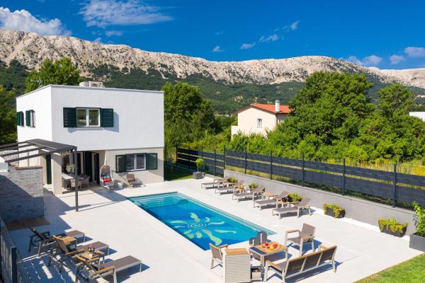 Luxury Villa With A Swimming Pool Baska, Krk - 19671 - Baška