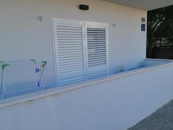 Rooms With A Parking Space Split - 19754 - Split