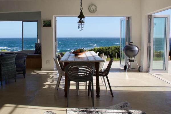 Seafront House With A View - Kleinmond