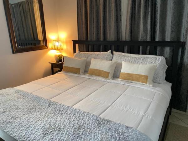 Modern 2/1 Apt Near Midtown And Beaches - Miami