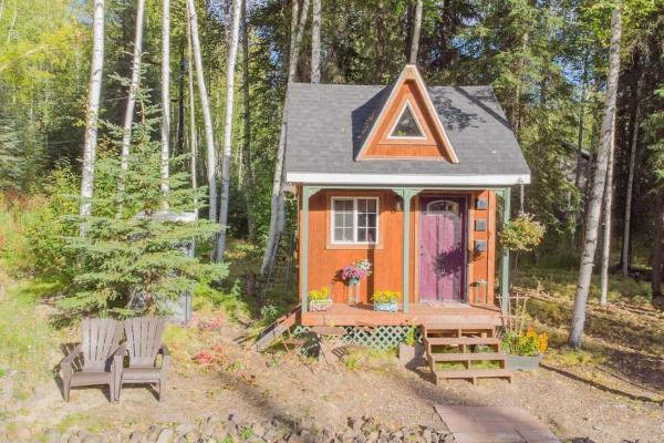 The Skarland Trail Cabin - Alaska