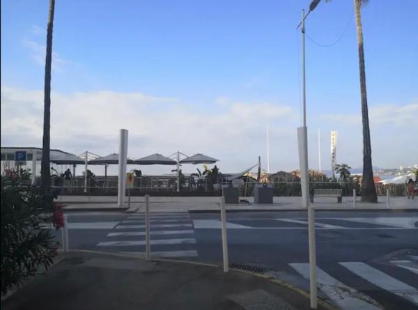 Impeccable 3 Pièces Avec Balcons, La Plage à 50m Juan Les Pins Proche Cannes - Antibes