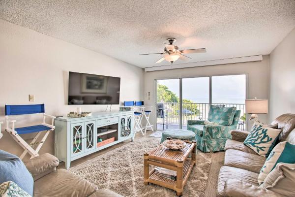 Beachfront Condo With Pool In Redington Shores - Redington Shores, FL