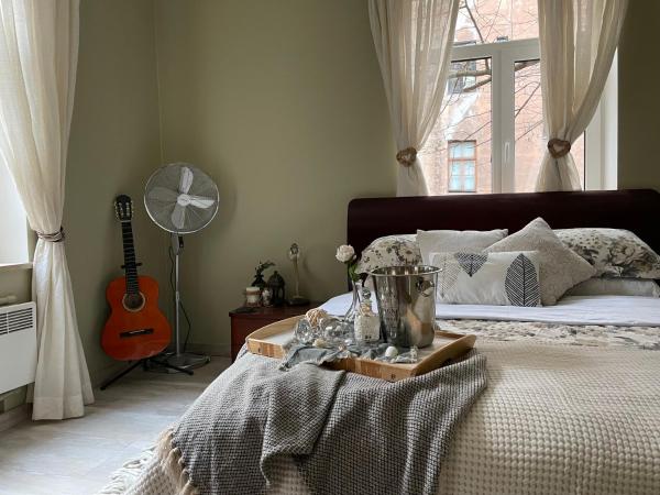 Exquisite & Steps To Center 1br Apt With Free Parking - Riga