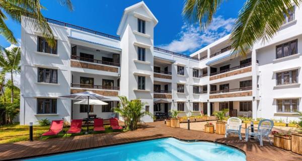 Les Cerisiers - Beach Apartment With Pool, Few Steps To The Beach - Mauritius