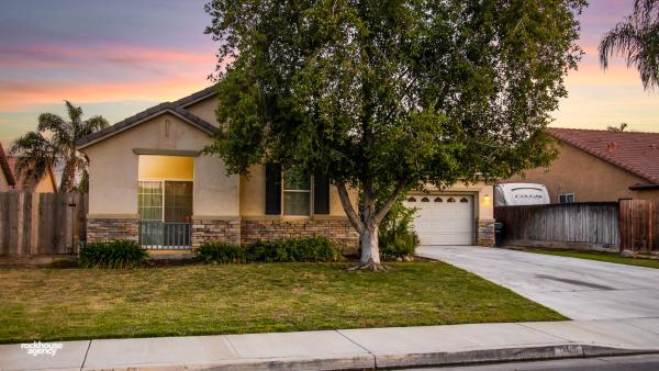 Northwest Farmhouse - Bakersfield
