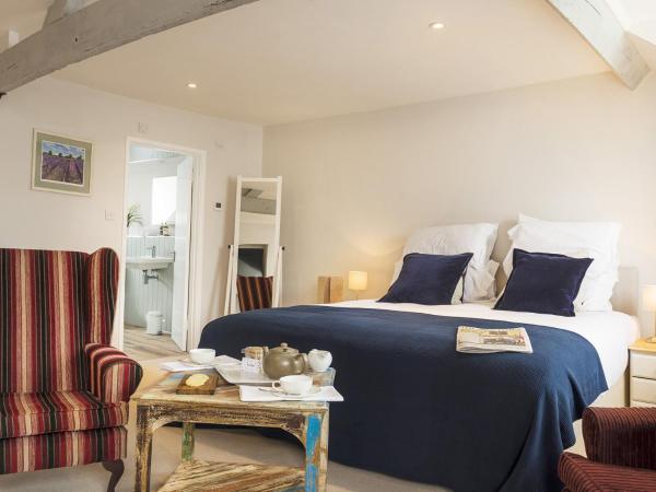 Wild Garlic Rooms - Stroud, UK