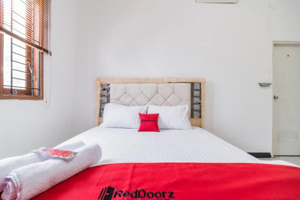 Reddoorz Near Terminal Bubulak Bogor - Indonesia
