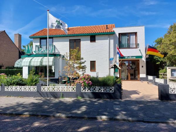 Hotel De Dennen - Bergen