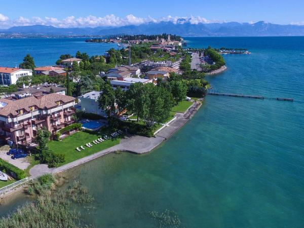 Hotel Smeraldo - Lombardy