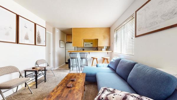 La Vista Blanc #59 Condo - California