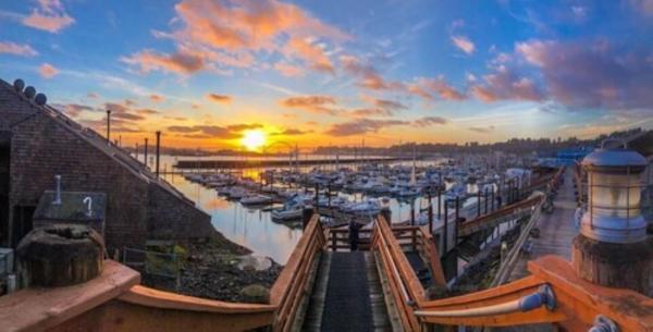 Embarcadero Resort - Newport, OR