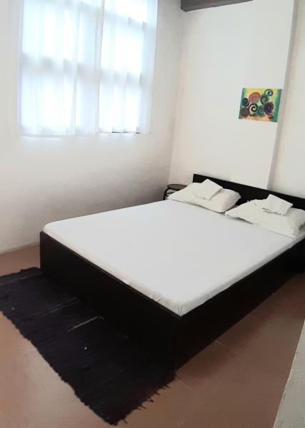 Angel And Marie's Acroom For 1-2pax - San Fernando