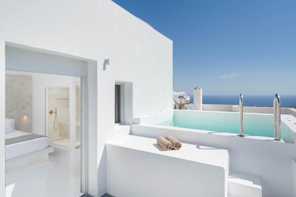 Cycladic Suites & Spa - Santorini