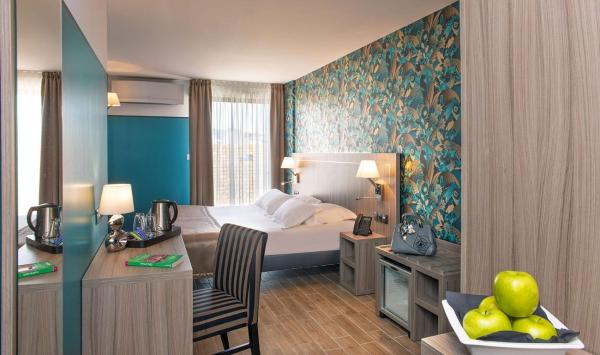 Unique Hôtel Résidence & Spa - Fréjus