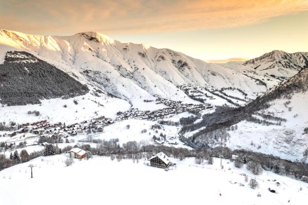 Les Cèdres - Hôtel - Restaurants - Spa - La Grave