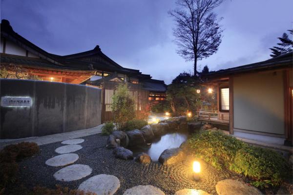 Fuji Onsenji Yumedono - Lake Kawaguchi