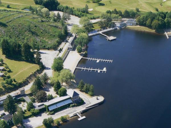Logis Hotel Du Lac - Neuvic