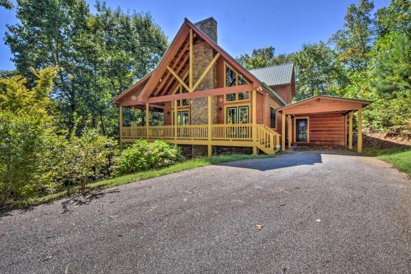 Lavish Hiawassee Cabin - Great For Families! - Georgia, GA